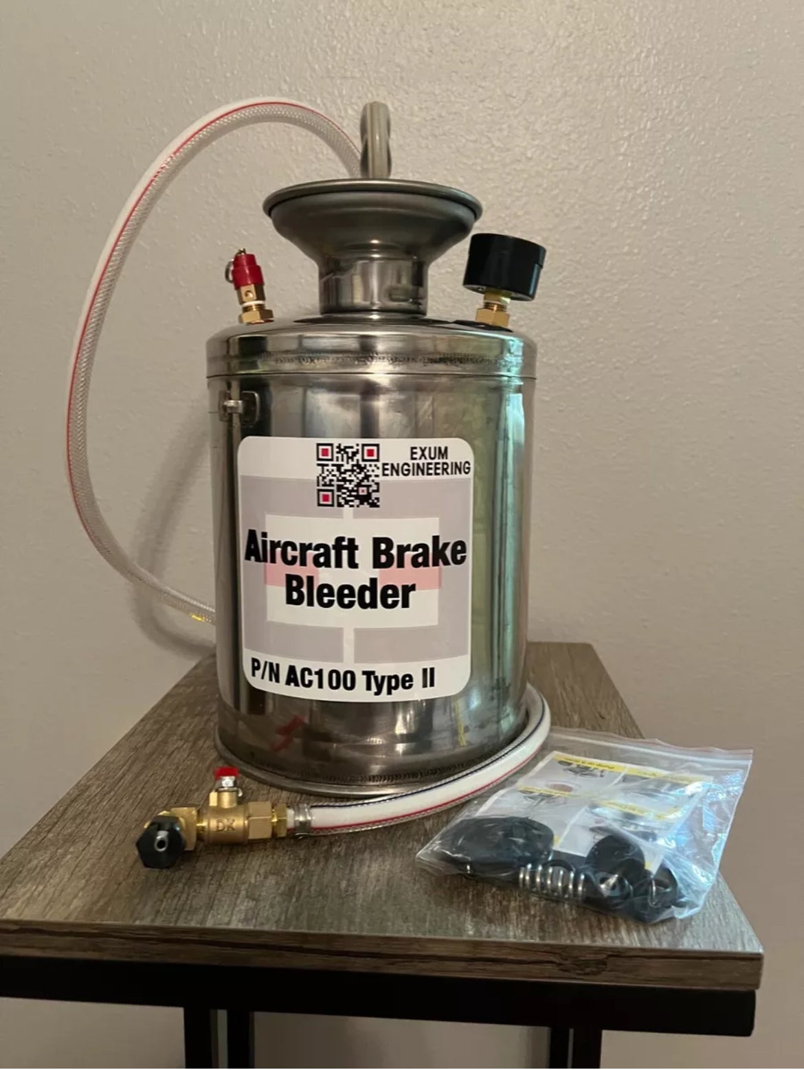 Aircraft Brake Bleeder AC100 Type II | Exum Engineering LLC